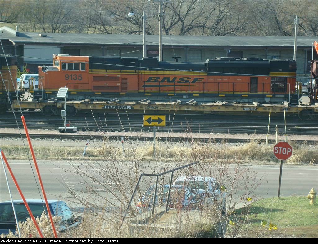 BNSF 9135